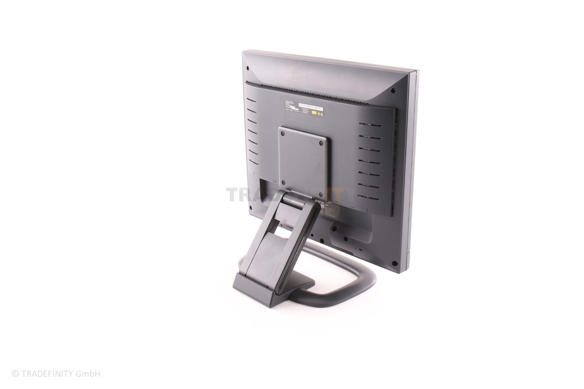 19" xSeries LCD Monitor T119