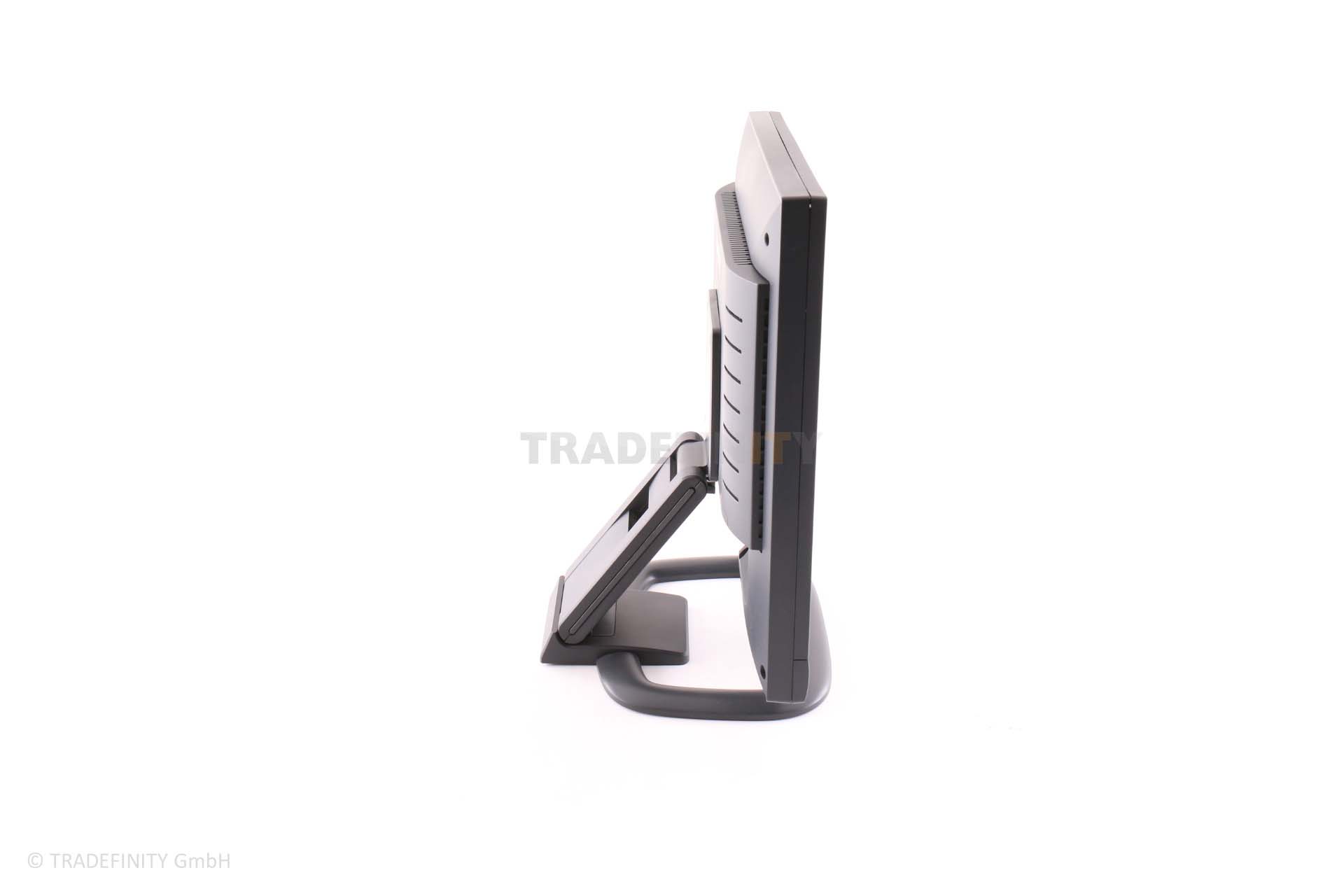 19" xSeries LCD Monitor T119