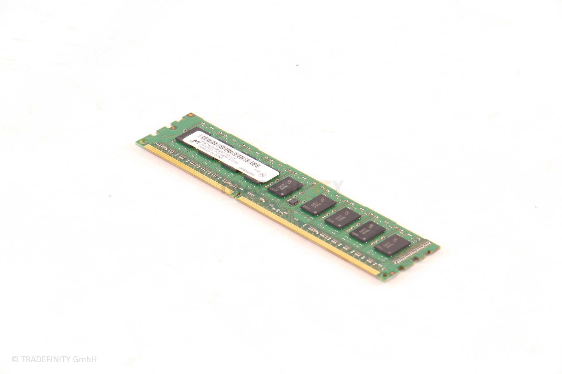 2 GB Memory